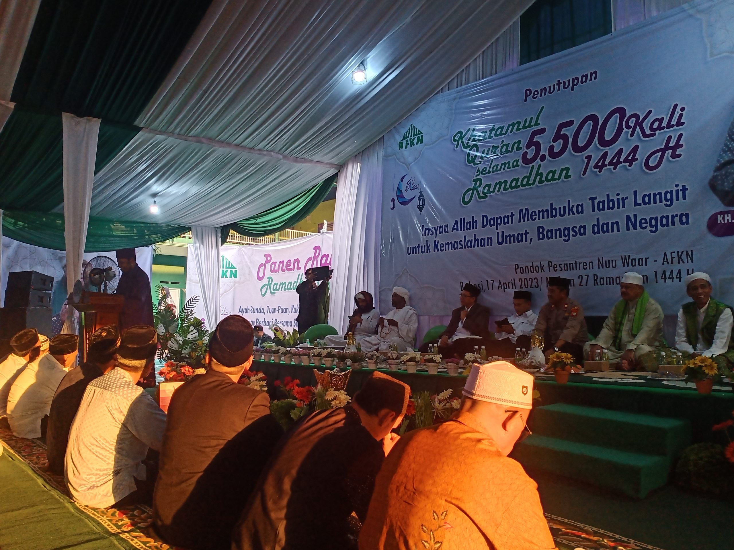 Khataman Al-Qur’an 5500 Kali Santri Ponpes Nuu Waar - AFKN Nuu Waar